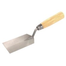 Different Stucco Trowels And What They’re Used For
